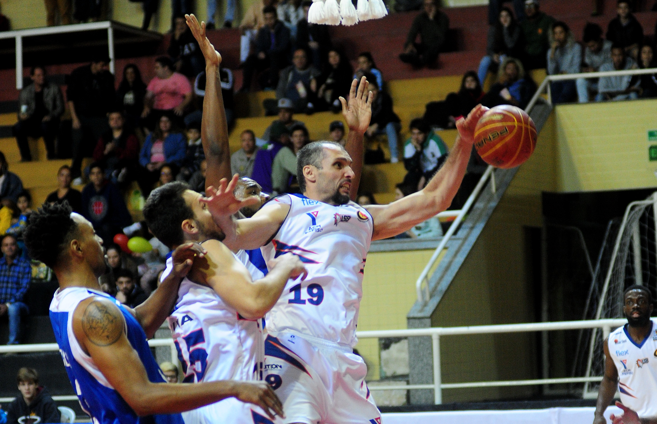 LSB enfrenta nesta segunda o América fora de casa pelo Paulista